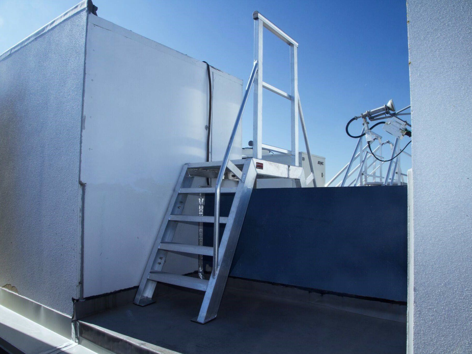 Aluminium Step-Over Stair Systems | Monkeytoe NZ