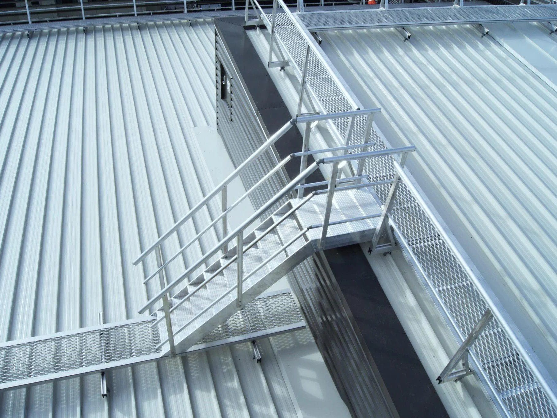 Aluminium Step-Over Stair Systems | Monkeytoe NZ